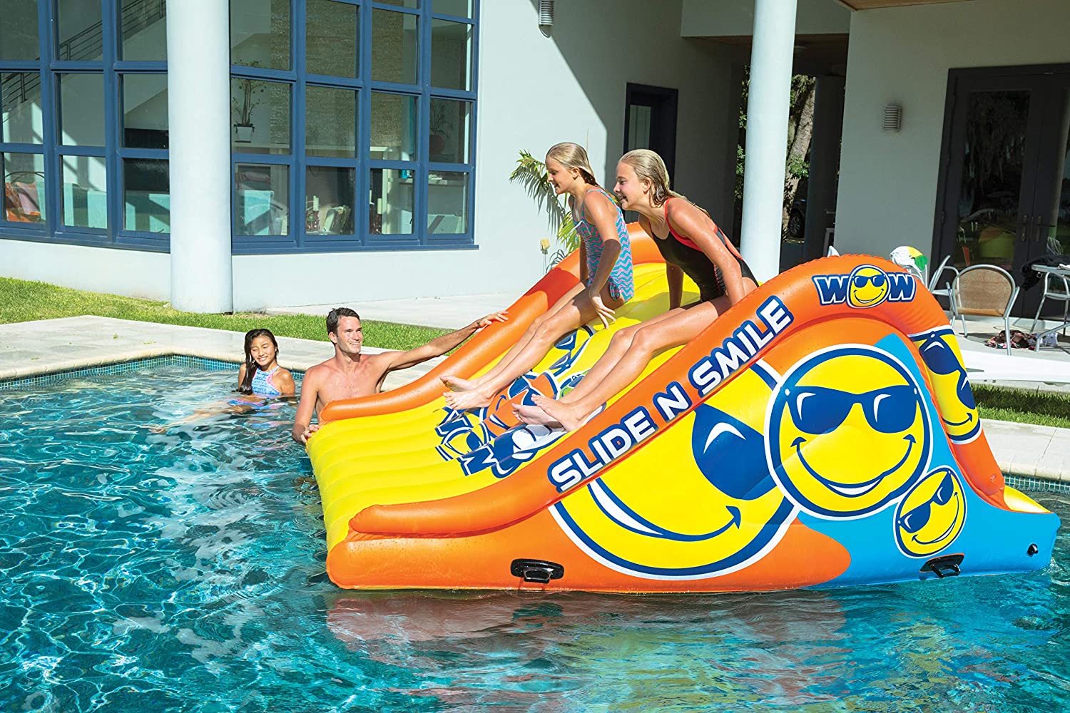 6 Exciting Pool Toys to Maximise Summertime Fun